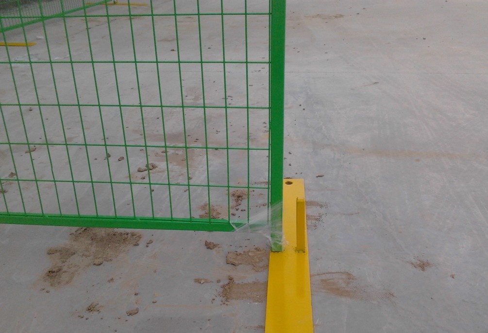 Crowd Control Fencing Solutions